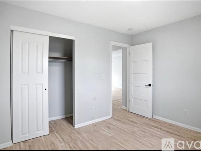 3 BR, 1 BA Apartment 4628 Johnson Street Northeast, Columbia Heights, MN 55421
