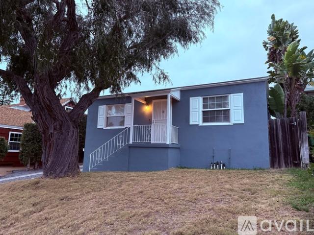 3 BR, 1 BA Apartment 4636 Pescadero Ave, San Diego, CA 92107