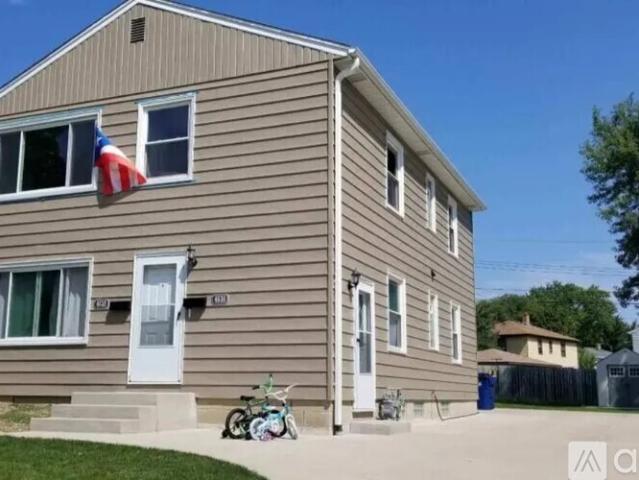 3 BR, 1 BA Apartment 4636 W Howard Ave, Unit 4636, Milwaukee, WI 53220