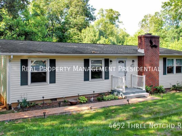 3 BR, 1 BA Apartment 4652 Three Notchd Rd Charlottesville, VA 22901