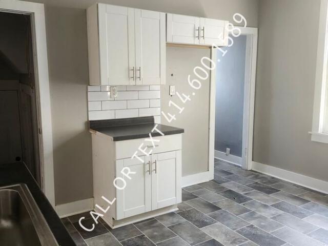 3 BR, 1 BA Apartment 4660 North 29th Street, Milwaukee, WI 53209