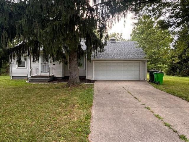3 BR, 1 BA Apartment 4684 GREEN RD, WARRENSVILLE HEIGHTS, OH 44128