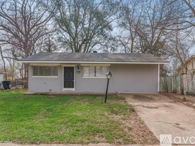 3 BR, 1 BA Apartment 4720 Okeefe Street, Bossier City, LA 71111