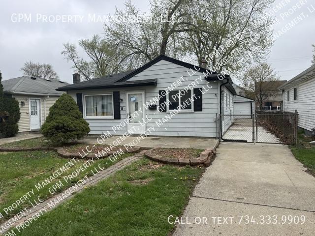 3 BR, 1 BA Apartment 4757 Dudley St, Dearborn Heights, MI 48125