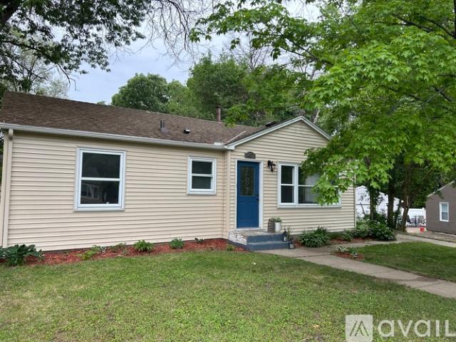 3 BR, 1 BA Apartment 47 West Road, Circle Pines, MN 55014