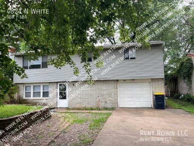 3 BR, 1 BA Apartment 4821 N White, Kansas City, MO 64119