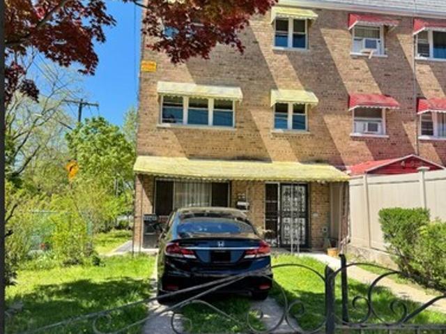 3 BR, 1 BA Apartment 401 Olmstead Avenue, Unit Apt 2, Bronx County, NY 10473