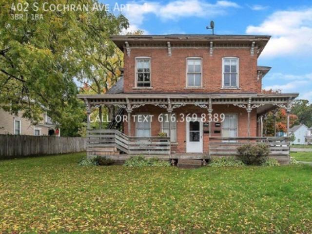 3 BR, 1 BA Apartment 402 S Cochran Ave Apt, Charlotte, MI 48813