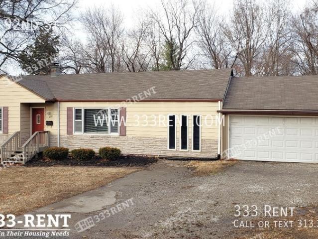 3 BR, 1 BA Apartment 408 E 92nd St Kansas City, MO 64131