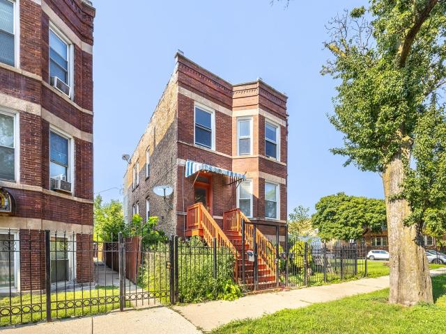 3 BR, 1 BA Apartment 4104 W 24th Place, Chicago, IL 60623