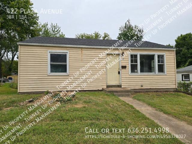 3 BR, 1 BA Apartment 422 Plaza Avenue, Ferguson, MO 63135