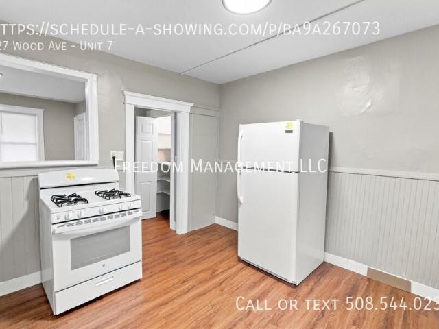 3 BR, 1 BA Apartment 427 Wood Ave, Woonsocket, RI 02895