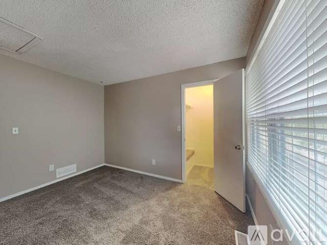 3 BR, 1 BA Apartment 428 South 2nd Street, Darby, PA 19023