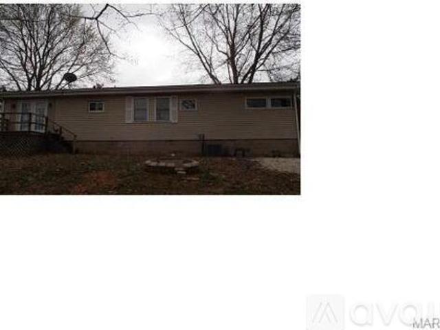 3 BR, 1 BA Apartment 4305 Park Dr, De Soto, MO 63020