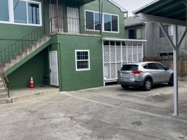 3 BR, 1 BA Apartment 4339 50th St, Unit A, San Diego, CA 92115