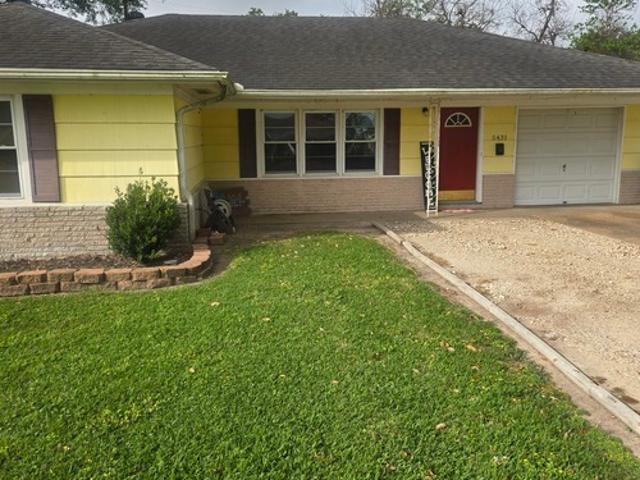 3 BR, 1 BA Apartment 5431 Marion Avenue, Groves, TX 77619