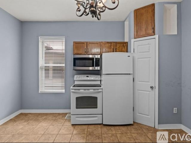 3 BR, 1 BA Apartment 5462 Christy Blvd, Unit Na, St. Louis, MO 63116