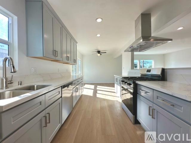 3 BR, 1 BA Apartment 5479 Orange Ave, Unit 5479, Long Beach, CA 90805
