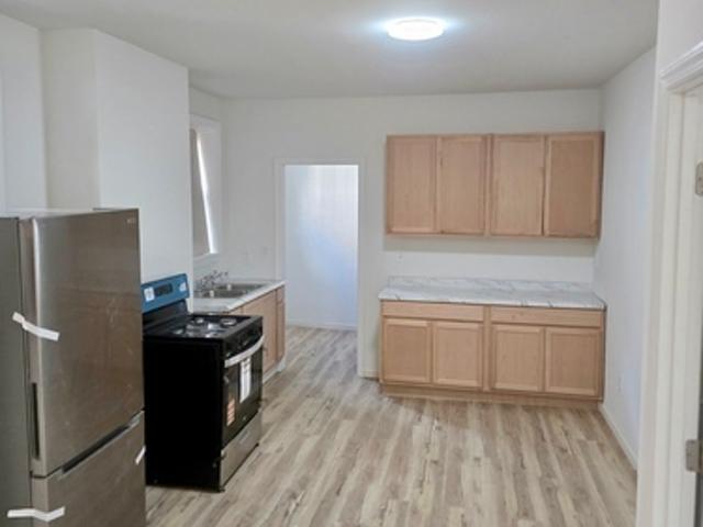3 BR, 1 BA Apartment 55 Hawkins Street, Newark, NJ 07105