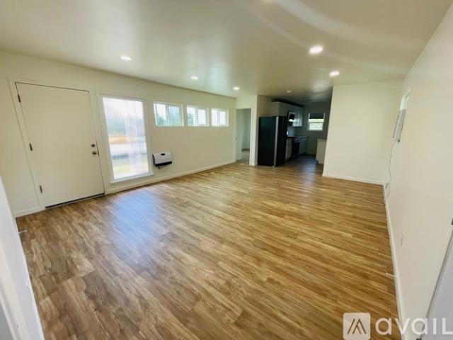 3 BR, 1 BA Apartment 5622 Monterey Road, Unit 5622 Monterey Rd, Los Angeles, CA 90042