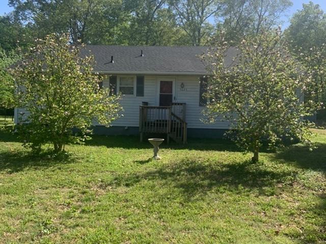 3 BR, 1 BA Apartment 5625 Canasta Drive, Chesterfield, VA 23234