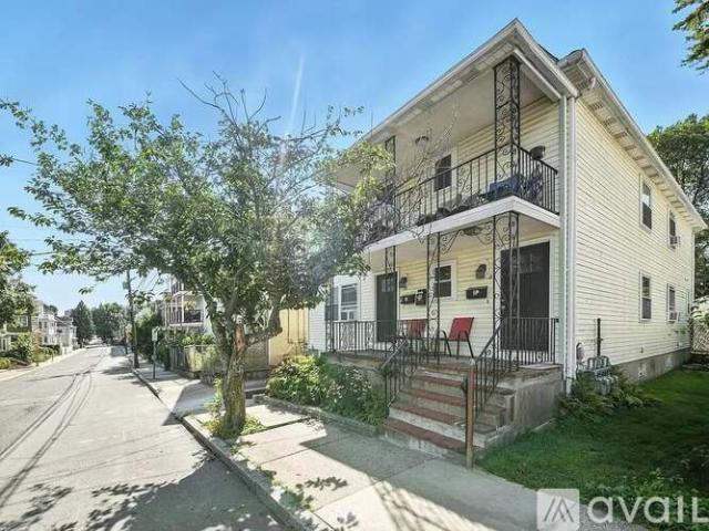 3 BR, 1 BA Apartment 57 Newbury Street, Unit 1, Somerville, MA 02144