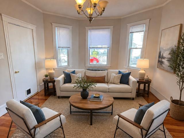 3 BR, 1 BA Apartment 58 Pilling st, Haverhill, MA 01832