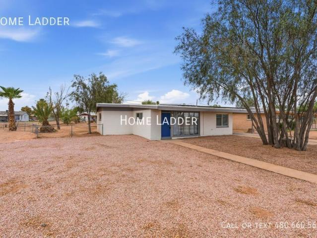 3 BR, 1 BA Apartment 596 W Harding Ave, Coolidge, AZ 85128