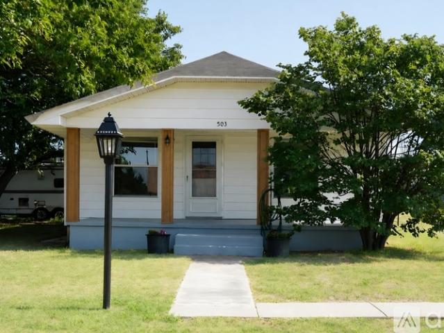 3 BR, 1 BA Apartment 503 2nd Street, Elgin, OK 73538
