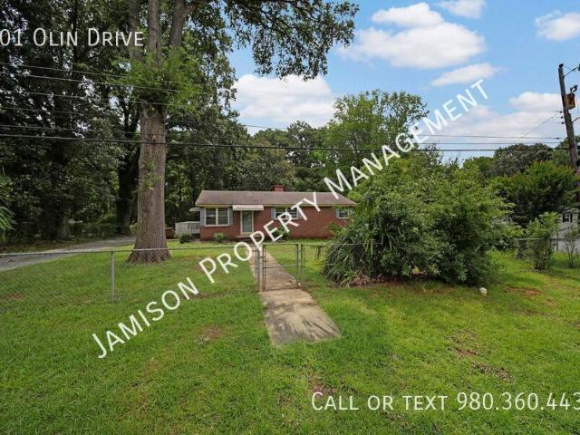 3 BR, 1 BA Apartment 501 Olin Drive, Waxhaw, NC 28173