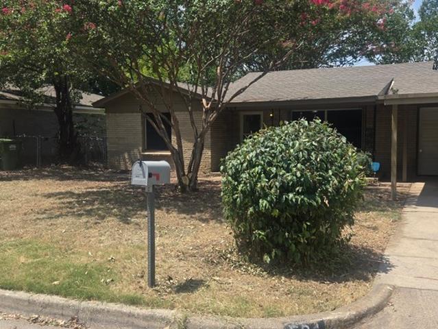 3 BR, 1 BA Apartment 504 S Judd St, Fort Worth, TX 76108