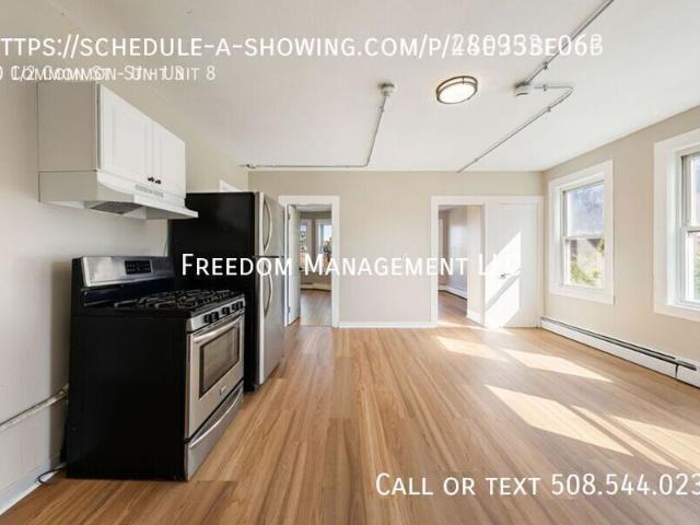 3 BR, 1 BA Apartment 50 1/2 Common St, Lawrence, MA 01840