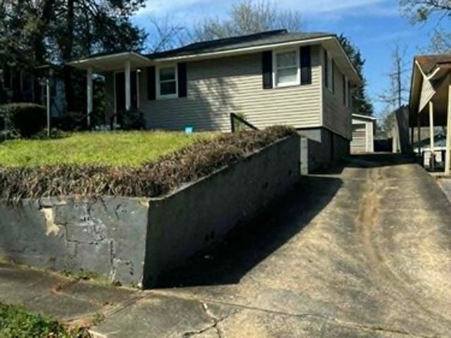 3 BR, 1 BA Apartment 517 Seminole Cir, Fairfield, AL 35064