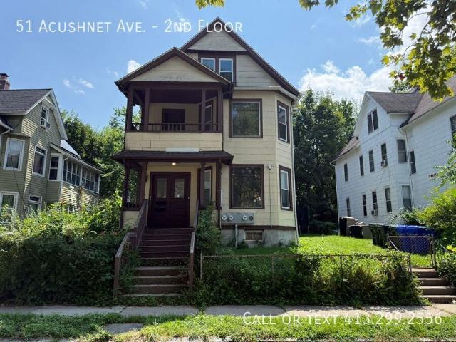 3 BR, 1 BA Apartment 51 Acushnet Ave Springfield, MA 01105