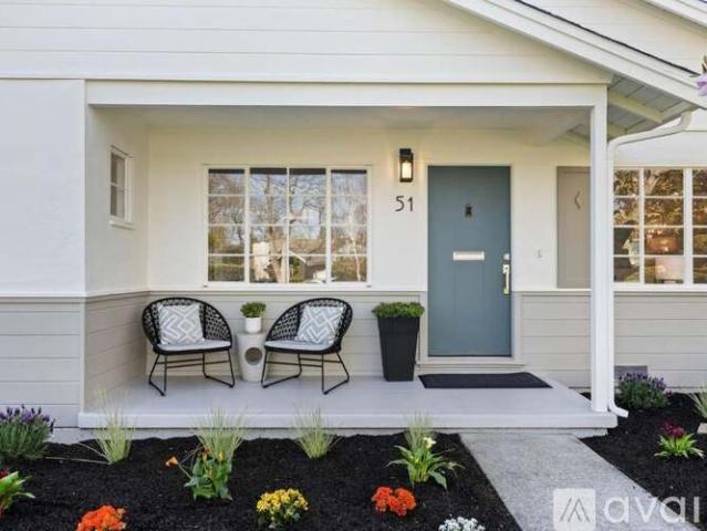 3 BR, 1 BA Apartment 51 Tulip Lane, Palo Alto, CA 94303
