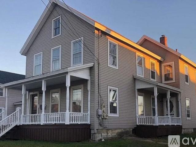 3 BR, 1 BA Apartment 52 Allen Street, Unit 1, Rutland, VT 05701