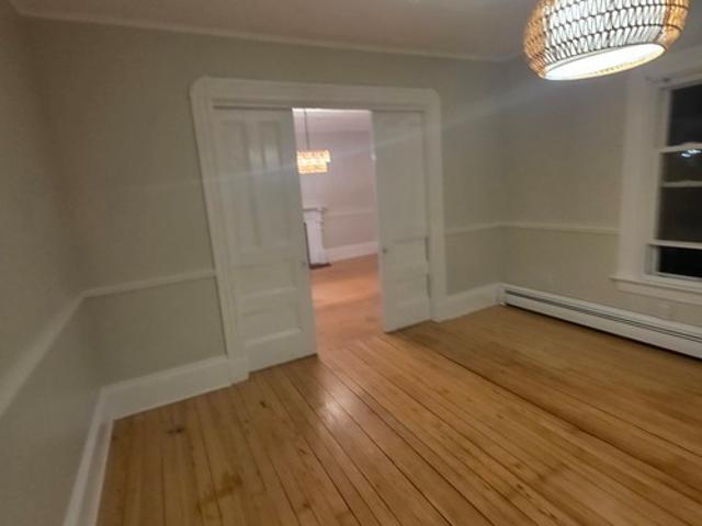 3 BR, 1 BA Apartment 533 Hanover Street, Unit 2 floor, Hanover, MA 02339