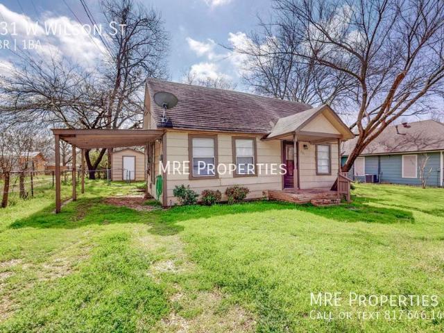 3 BR, 1 BA Apartment 531 W Wilson St, Cleburne, TX 76033