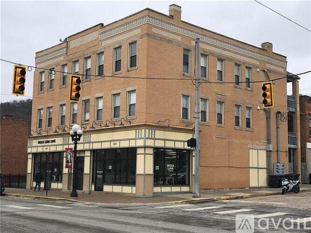 3 BR, 1 BA Apartment 649 Midland Avenue, Unit 2 Apt, Midland, PA 15059