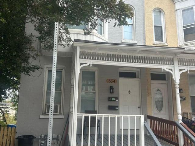 3 BR, 1 BA Apartment 654 W King Street, York, PA 17401