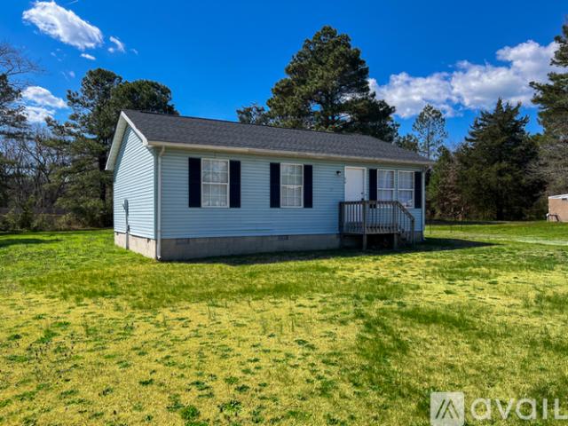 3 BR, 1 BA Apartment 66 Washington St, Lancaster, VA 22503