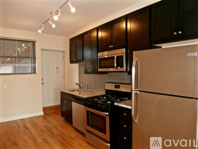 3 BR, 1 BA Apartment 6703 N Clark St, Unit 3N, Chicago, IL 60626