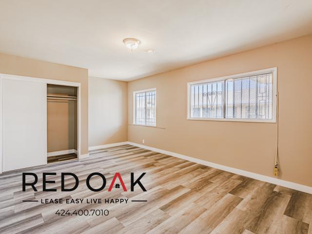 3 BR, 1 BA Apartment 6833 11th Avenue, Los Angeles, CA 90043