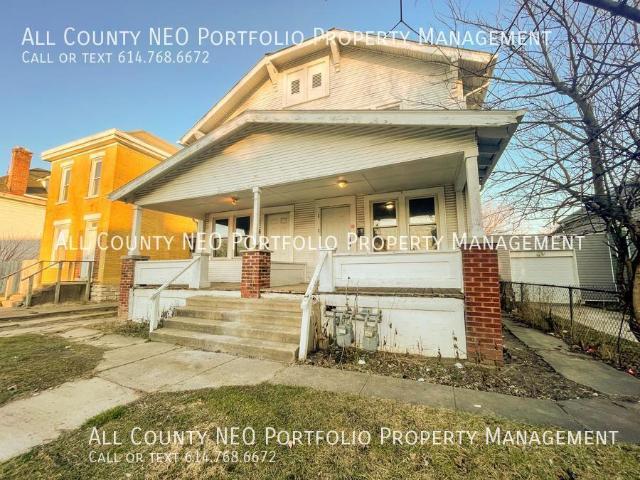 3 BR, 1 BA Apartment 68 S. Hague Ave Columbus, OH 43204