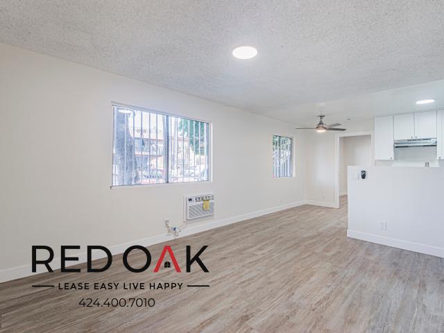 3 BR, 1 BA Apartment 607 W 82nd St., Los Angeles, CA 90044