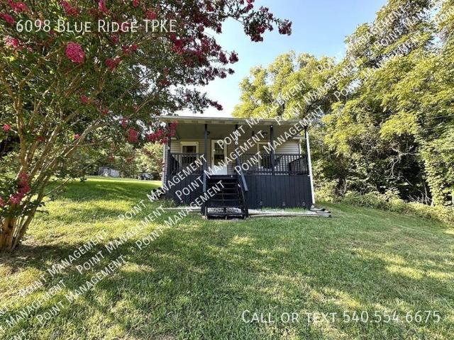 3 BR, 1 BA Apartment 6098 Blue Ridge TPKE, Fincastle, VA 24090