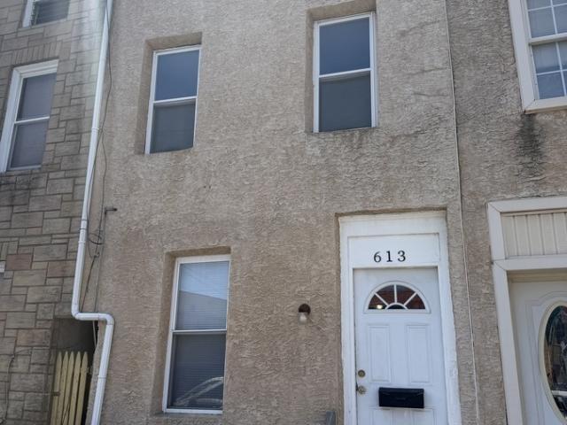 3 BR, 1 BA Apartment 613 Willow St, Norristown, PA 19401
