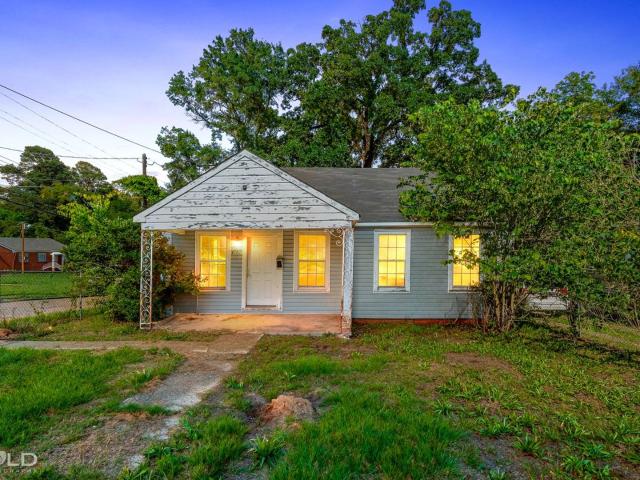3 BR, 1 BA Apartment 6101 Fairfield, Shreveport, LA 71109