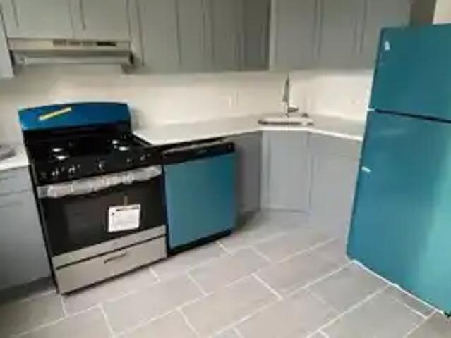 3 BR, 1 BA Apartment 636 Garfield Ave, Jersey City, NJ 7305