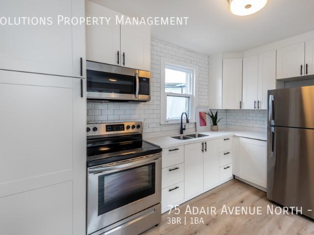 3 BR, 1 BA Apartment 75 Adair Avenue North, Hamilton, ON L8H 6A7